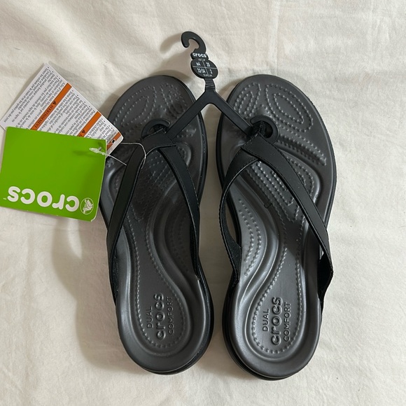 CROCS | Shoes | Crocs Capri V Flip Sandals Nwt Wsize 4 | Poshmark